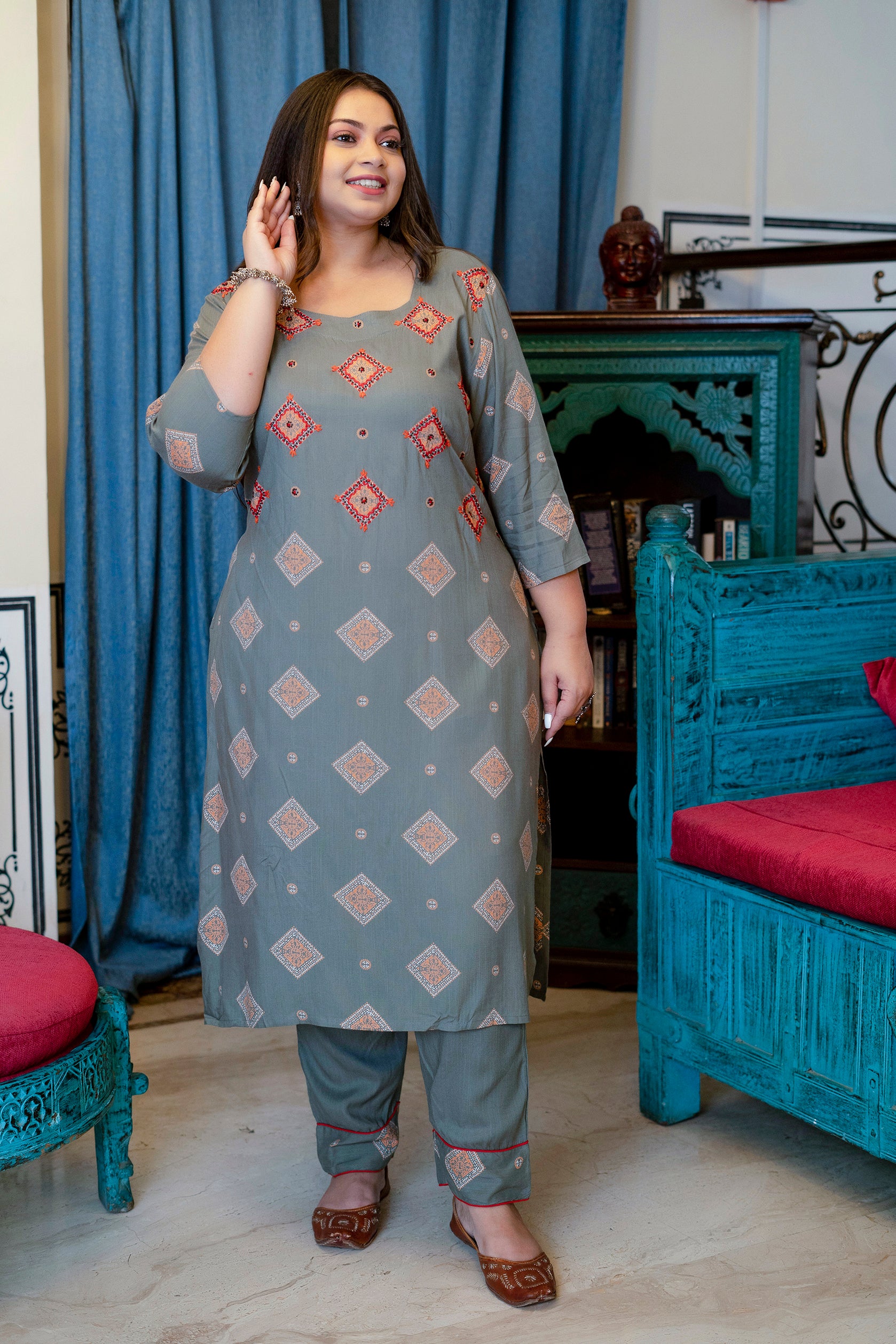 #1 Best Plus Size Clothing Online For Women | Lee Moda Plus Size Store